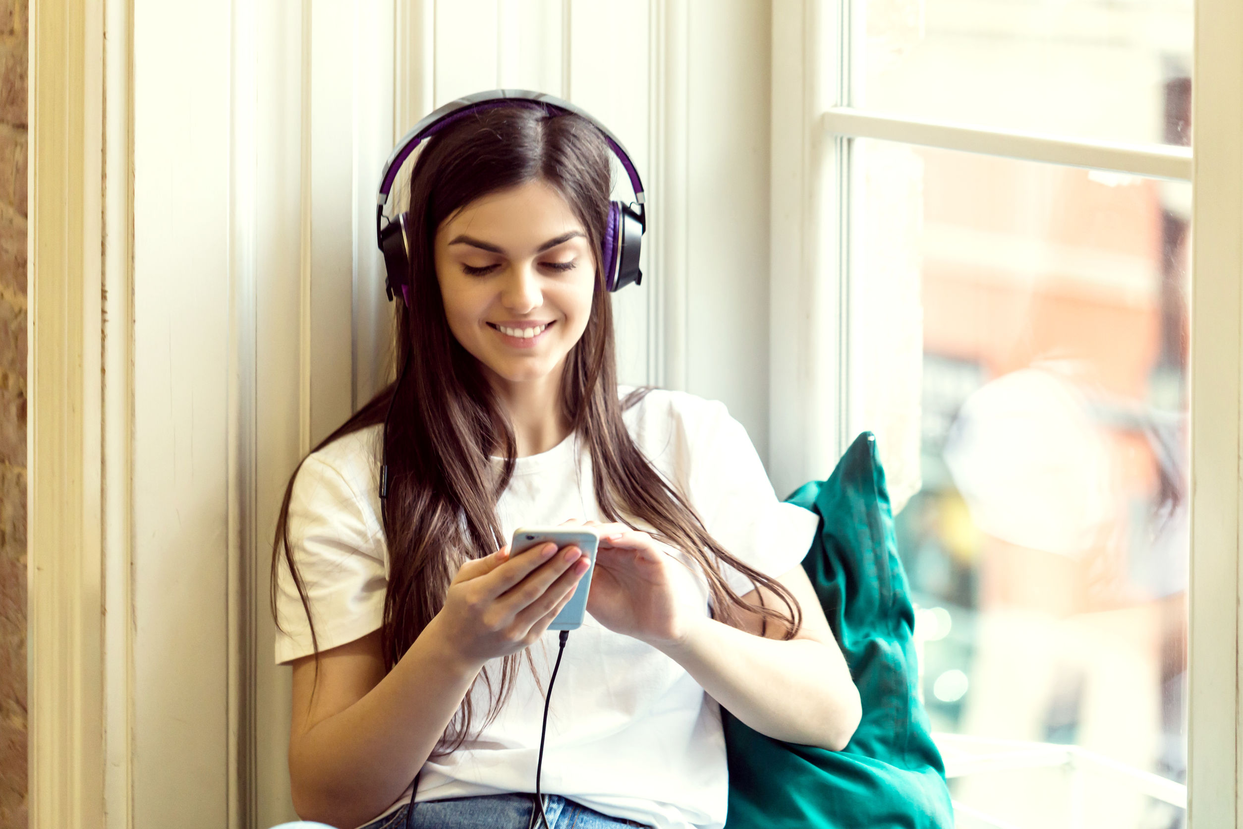 How To Listen To iHeartRadio Via The App